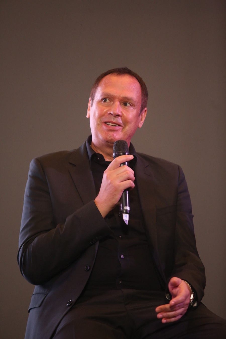 Mr. Roland Hoehn, Managing Director of STIEBEL ELTRON ASIA (1 ...